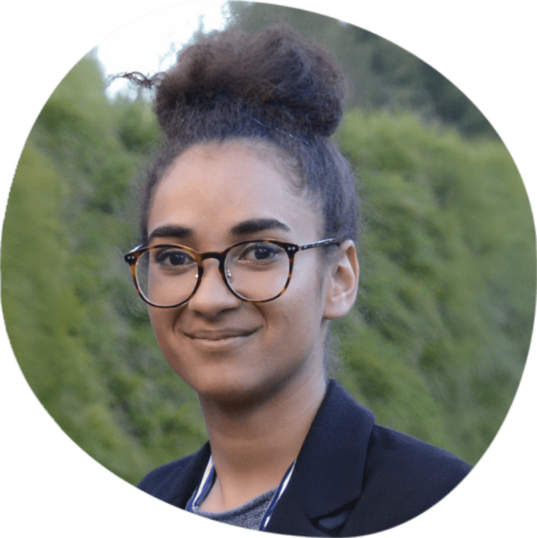 Jazleen David De Busch | From Scholarship to Stage - Alumni Story - Yalari